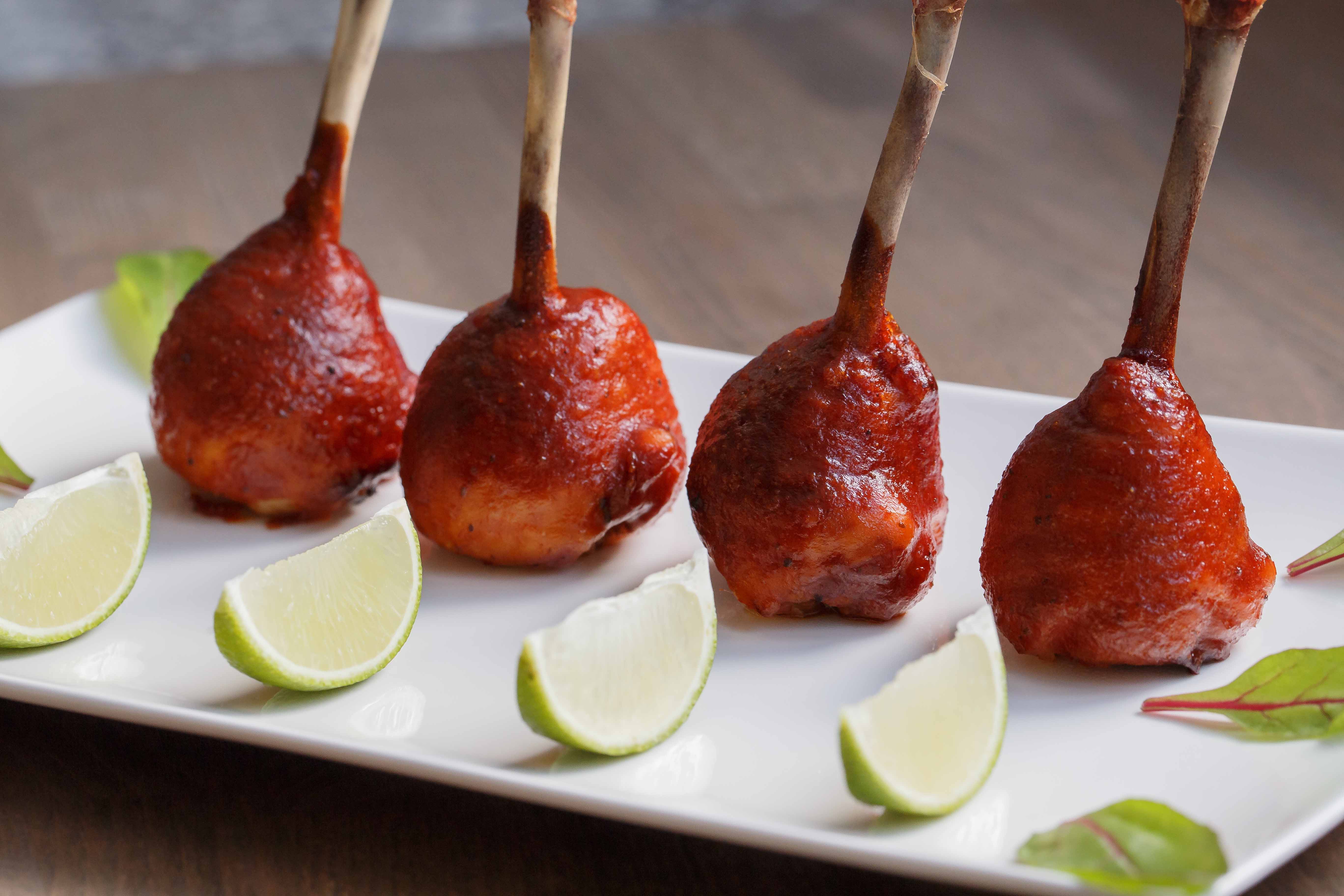Chicken lollipops recept - BBQuality