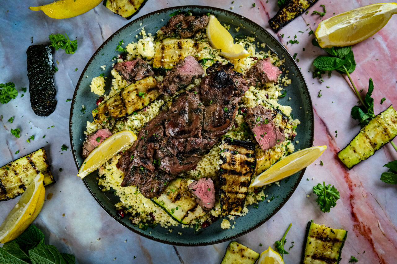 Gevlochten lamshaas recept met couscous | BBQuality slager